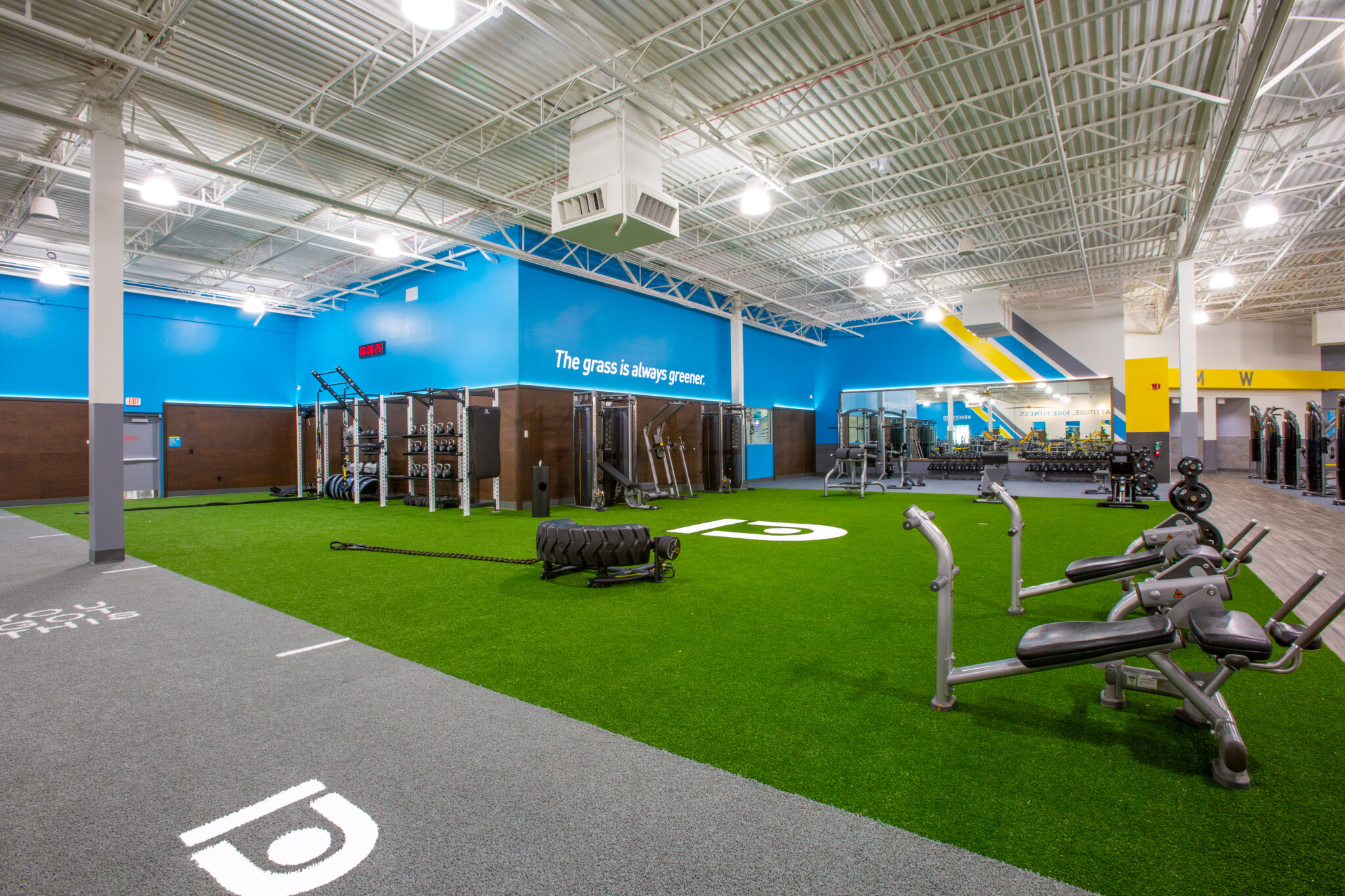 Gyms in Lakewood, CO (NOW OPEN) | Chuze Fitness